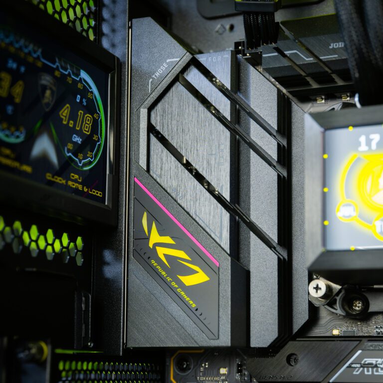 LIAN LI LAMBO 5080 PC SETUP!! - RaffledUp