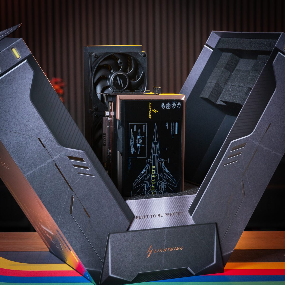 5090 LIGHTNING Z BLACKWELL GPU LIMITED EDITION + MSI MEG 1600 PSU ...